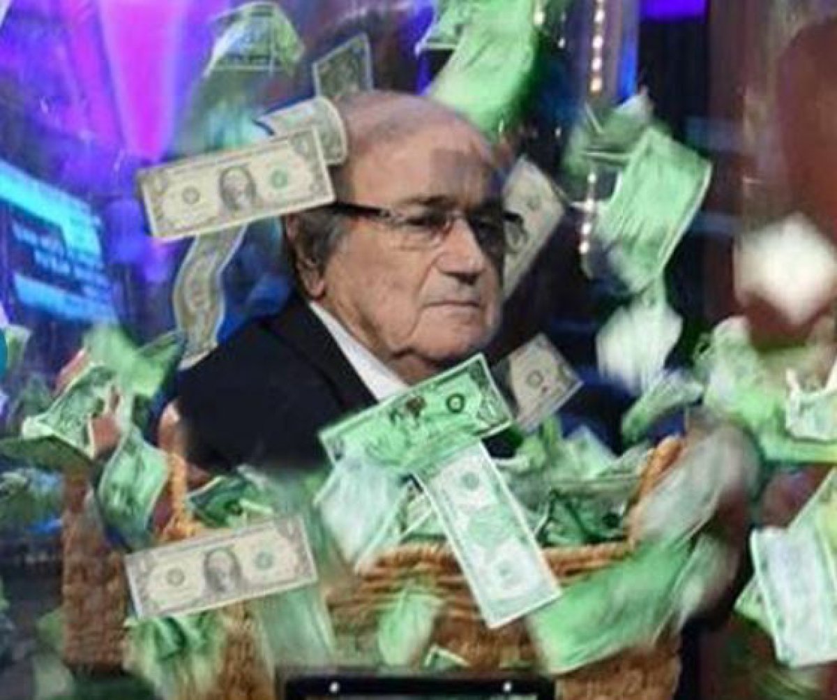 Los mejores memes de la lluvia de billetes a Joseph Blatter ...
