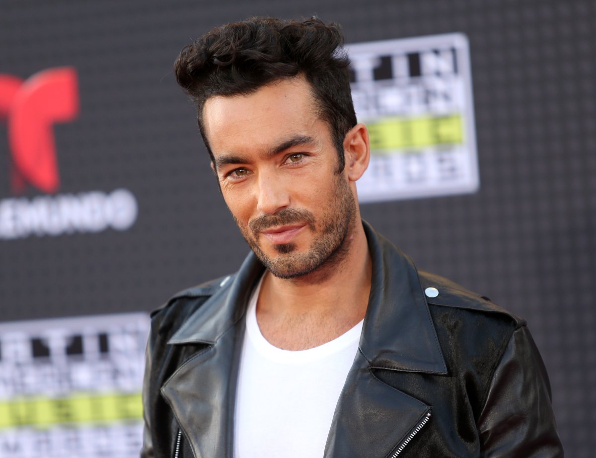 Las calientes fotos de un actor mexicano, vuelve locas a todas en ...