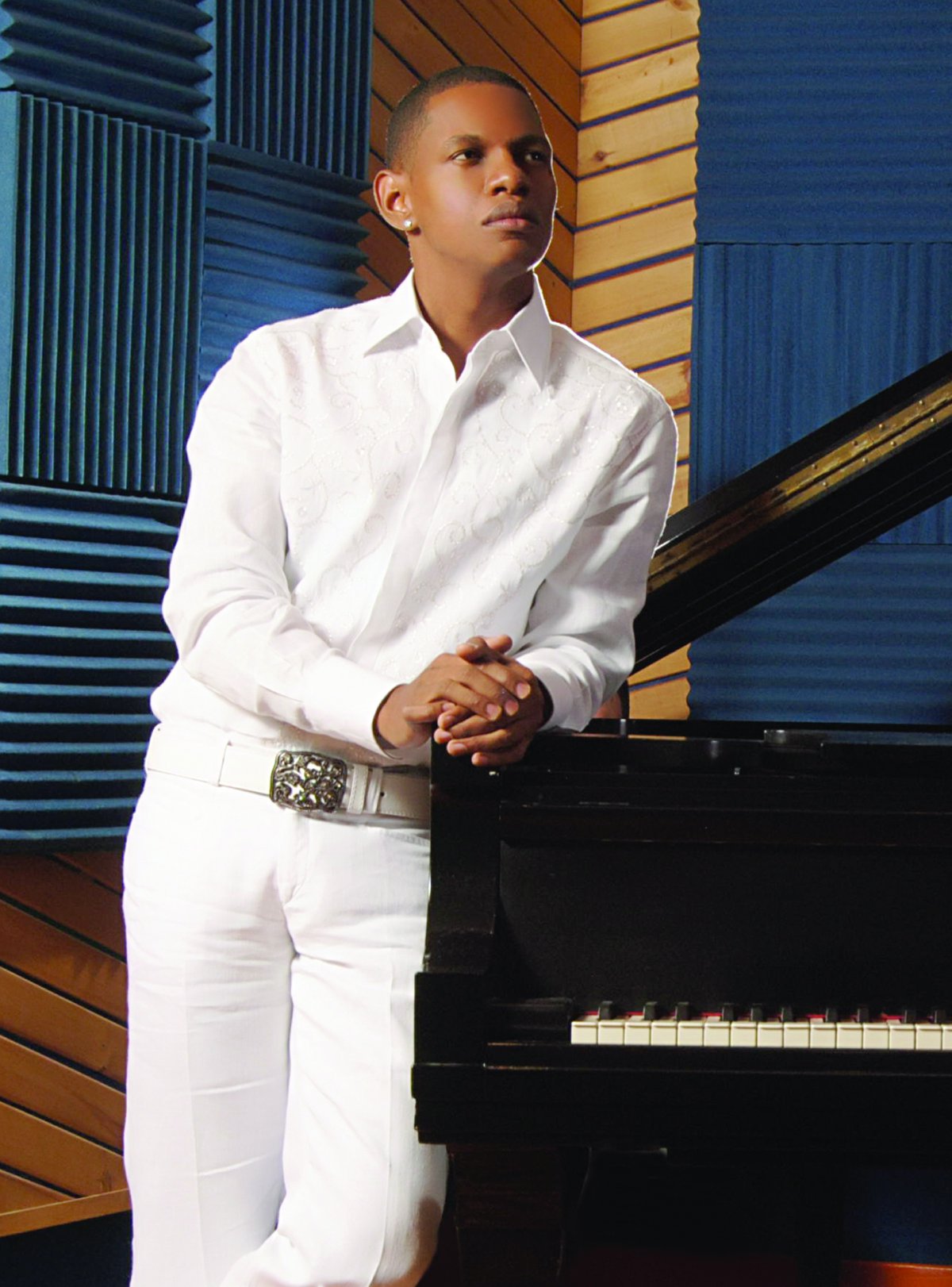 Así se ve Julio Meza, primer ganador del Factor X | Fotogalería | Radio ...