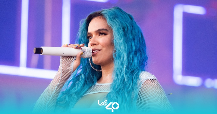 Karol G sube la temperatura en redes con sensual video ligera de ropa ...