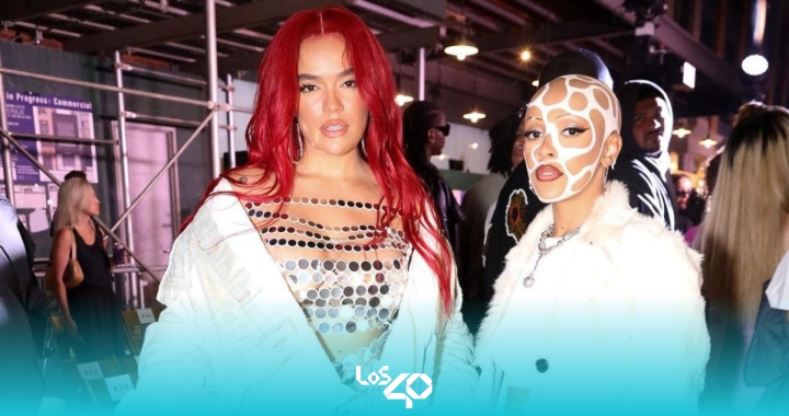 El efusivo encuentro entre Doja Cat y Karol G en Nueva York ...