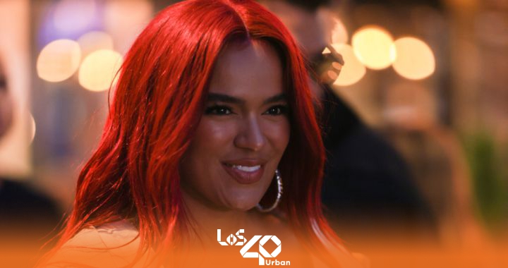 Karol G enciende las redes tras lucir su figura al natural: “Eso sí es una bichota, una triple M ...